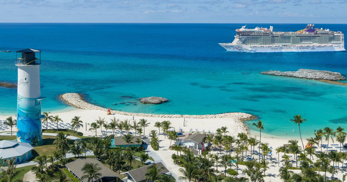 The Best Beaches in the Eastern Caribbean | Travelleaders.com